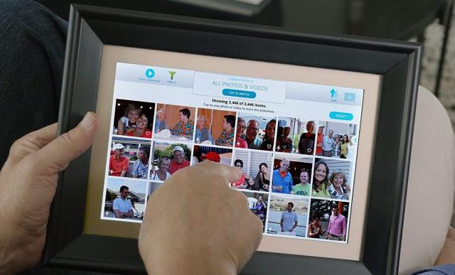 Smartnmagic Digital Wall Display